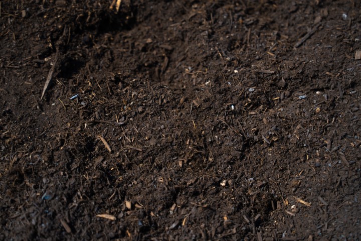 New Earth Mulch & Compost – Mulches, Soils and Composts